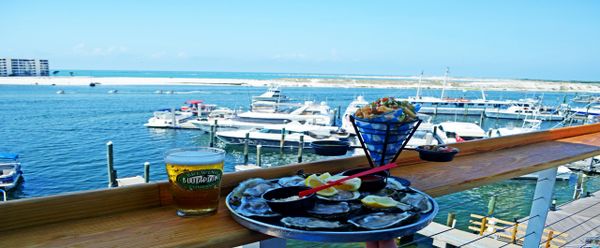 TAILFINS Destin - Breakfast Lunch Dinner On the Docks with Open Air ...