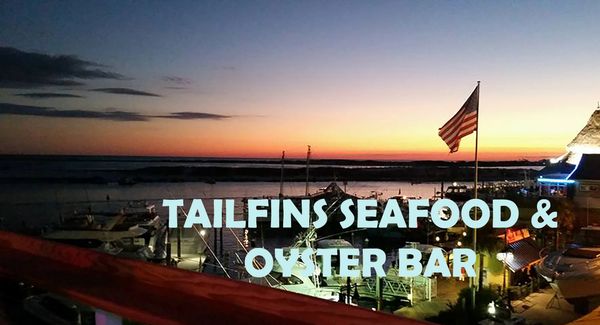 TAILFINS Destin - Breakfast Lunch Dinner On the Docks with Open Air ...