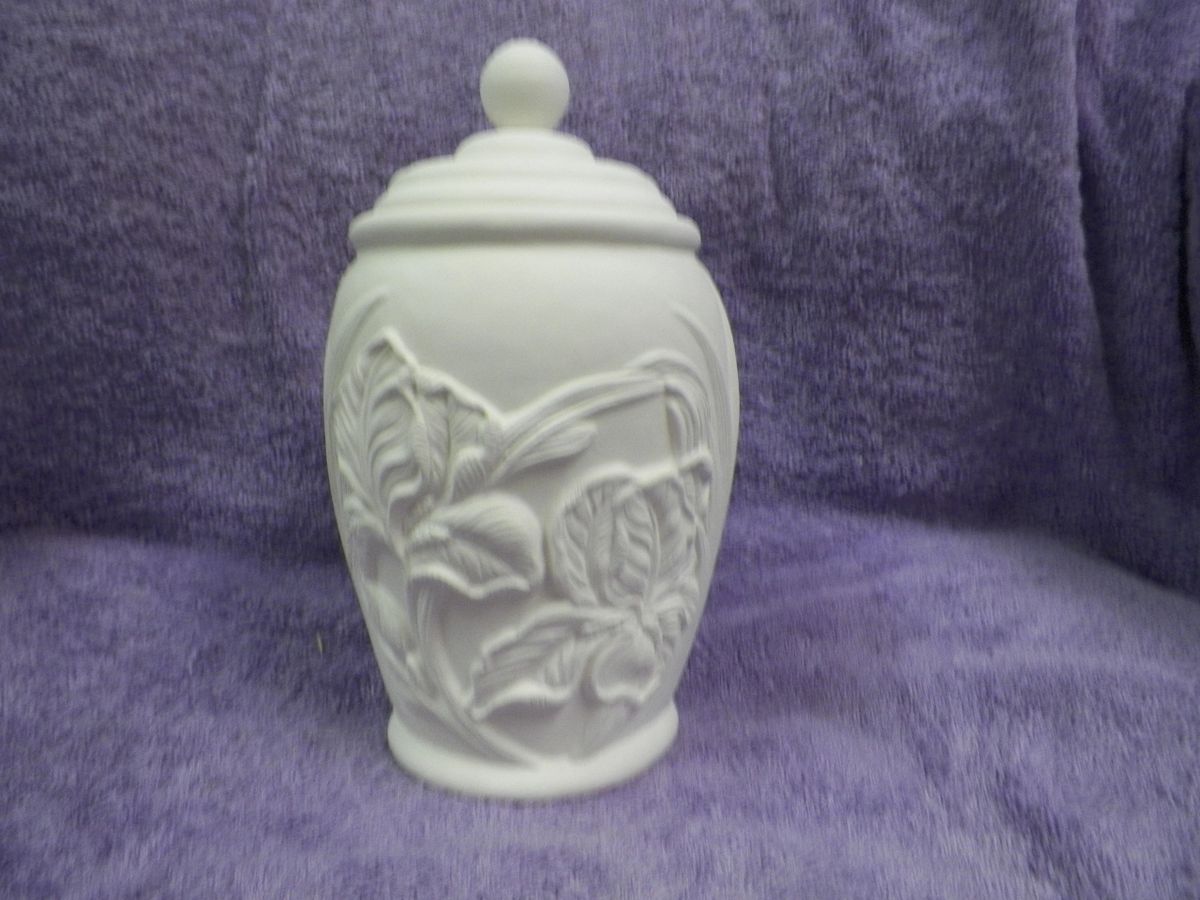 Ceramic Ceramichrome 2886 Iris Vase - Bisque (Ready to Paint)