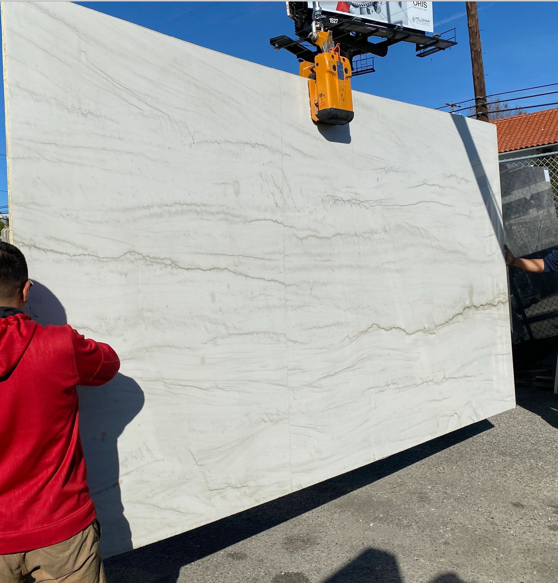 White Quartzite Mont Blanc / Calacatta Quartzite / Mustang Quartz