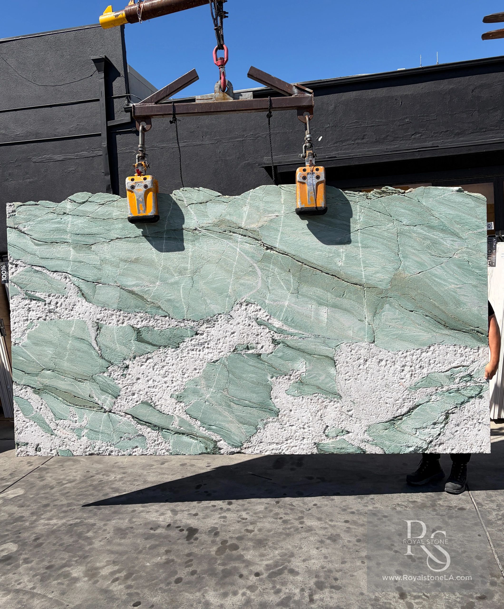 Royal Stone Introduces the New Antolini Hard Rock Finish
