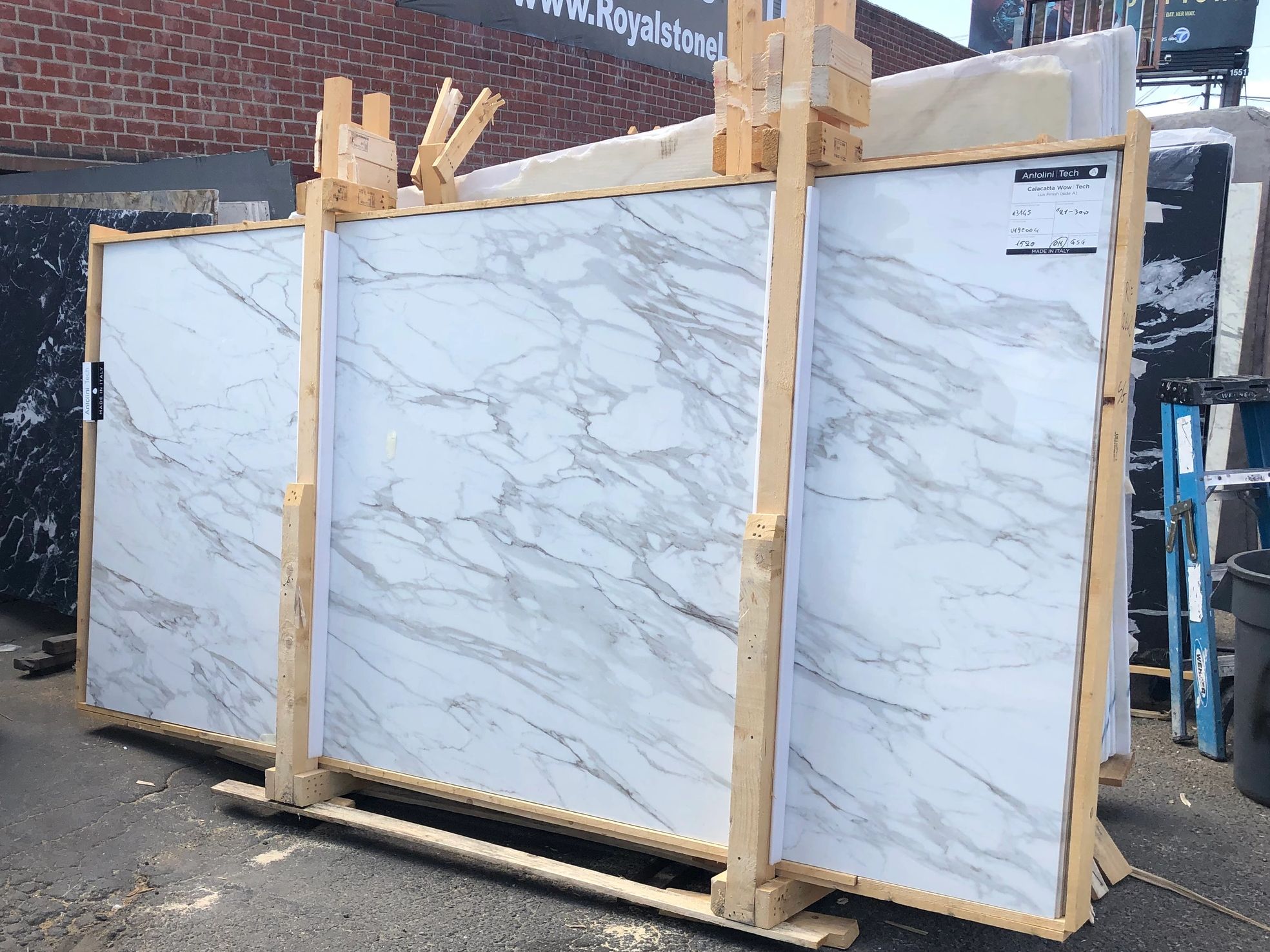 Porcelain Slab in Los Angeles - Royal Stone and Tile