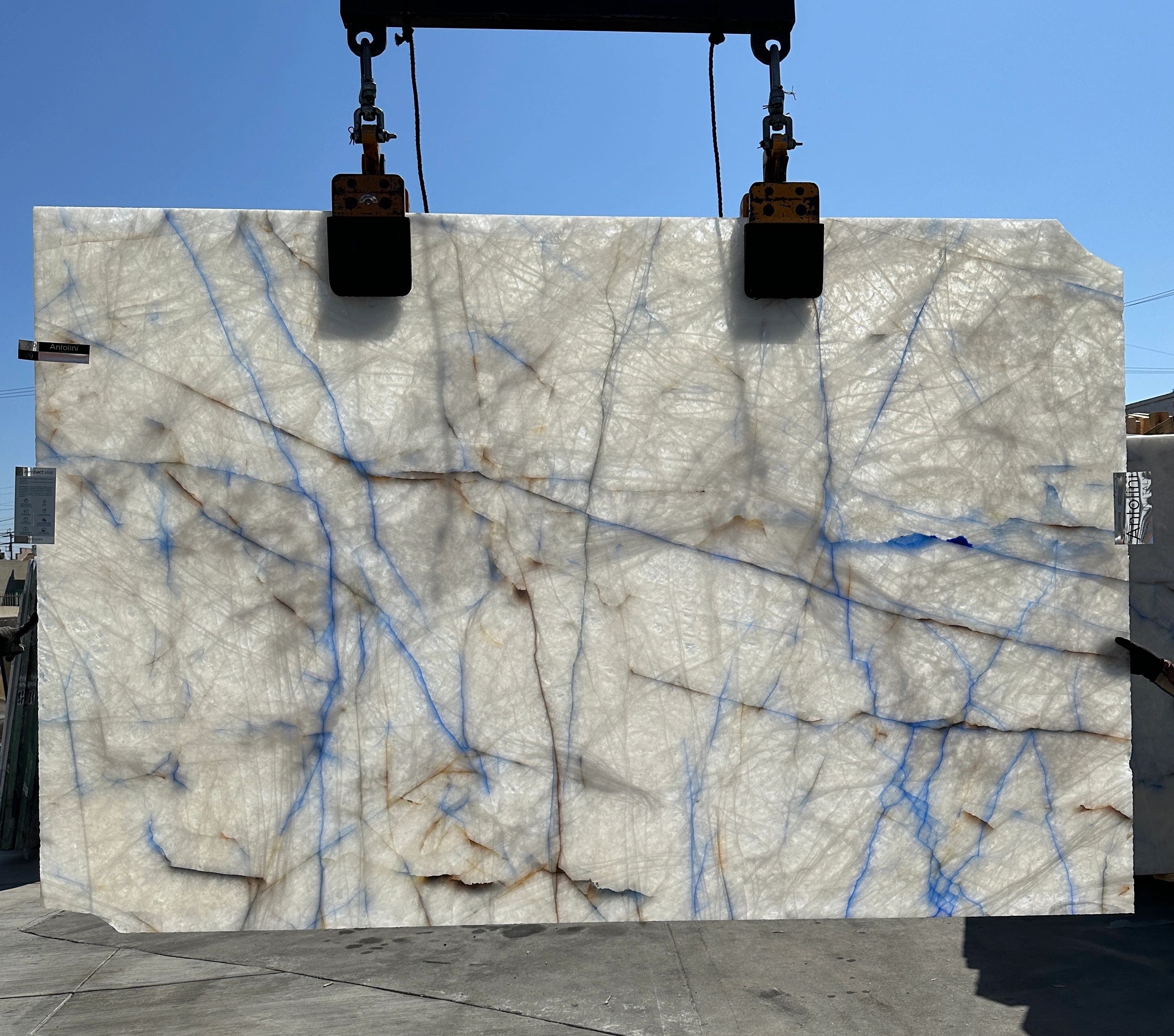 Backlit Antolini Cristallo Quartzite Cristallo Transazul Polished