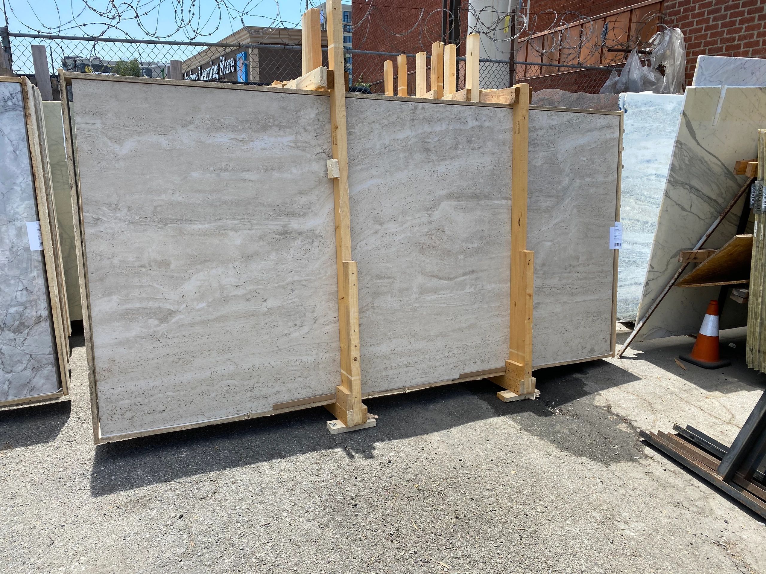 Porcelain Slab in Los Angeles - Royal Stone and Tile