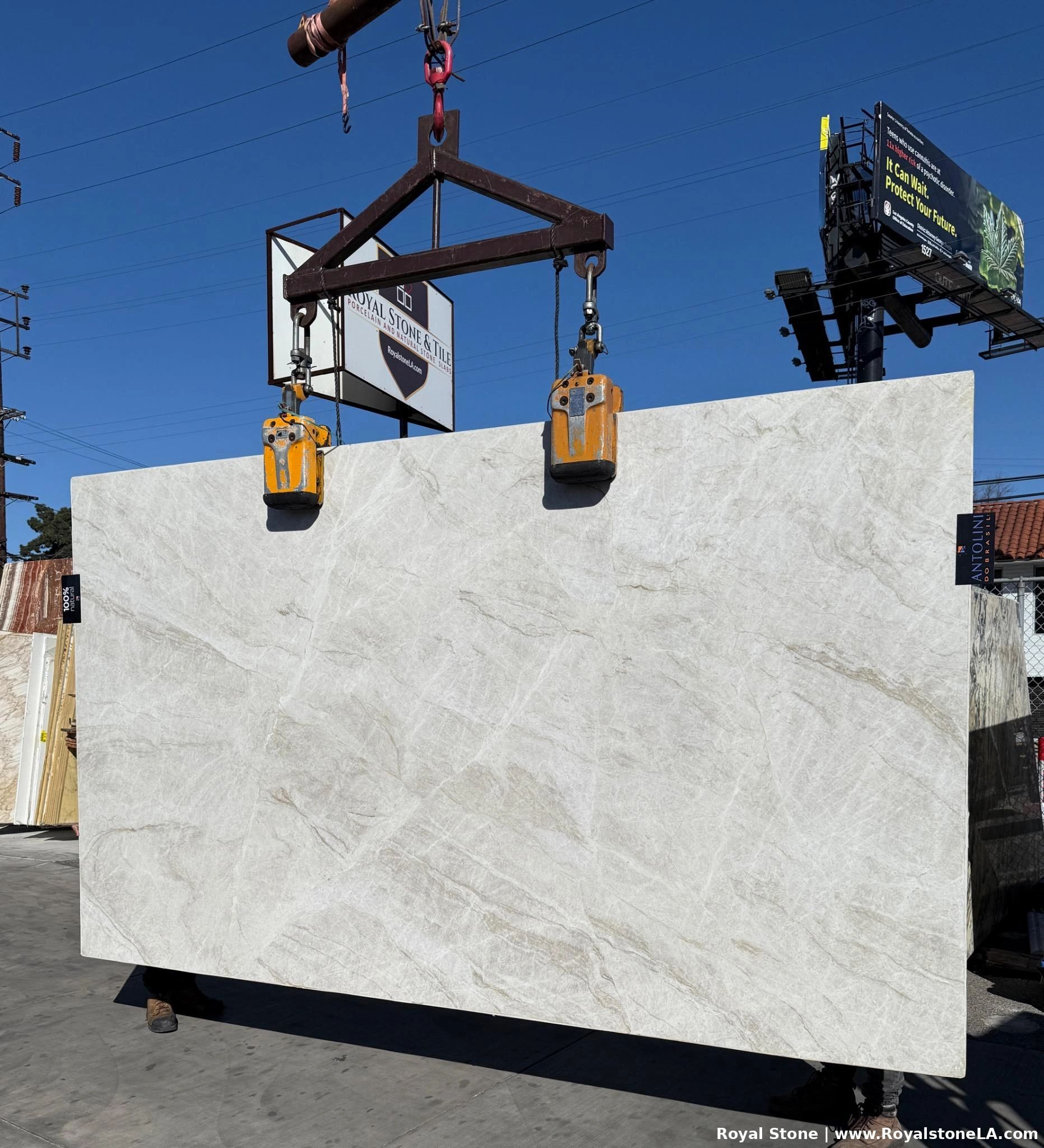 Perla Venato Premium Taj Mahal Quartzite Slabs in Los Angeles