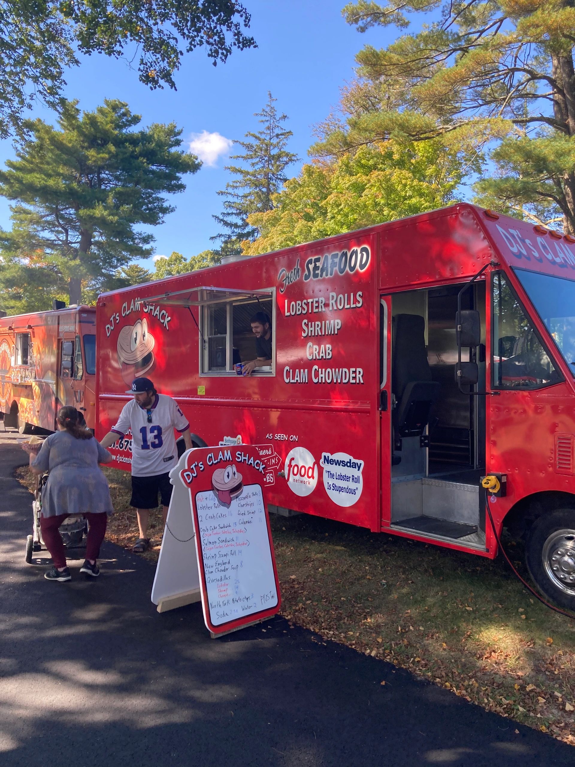 DJ's Clam Shack Truck