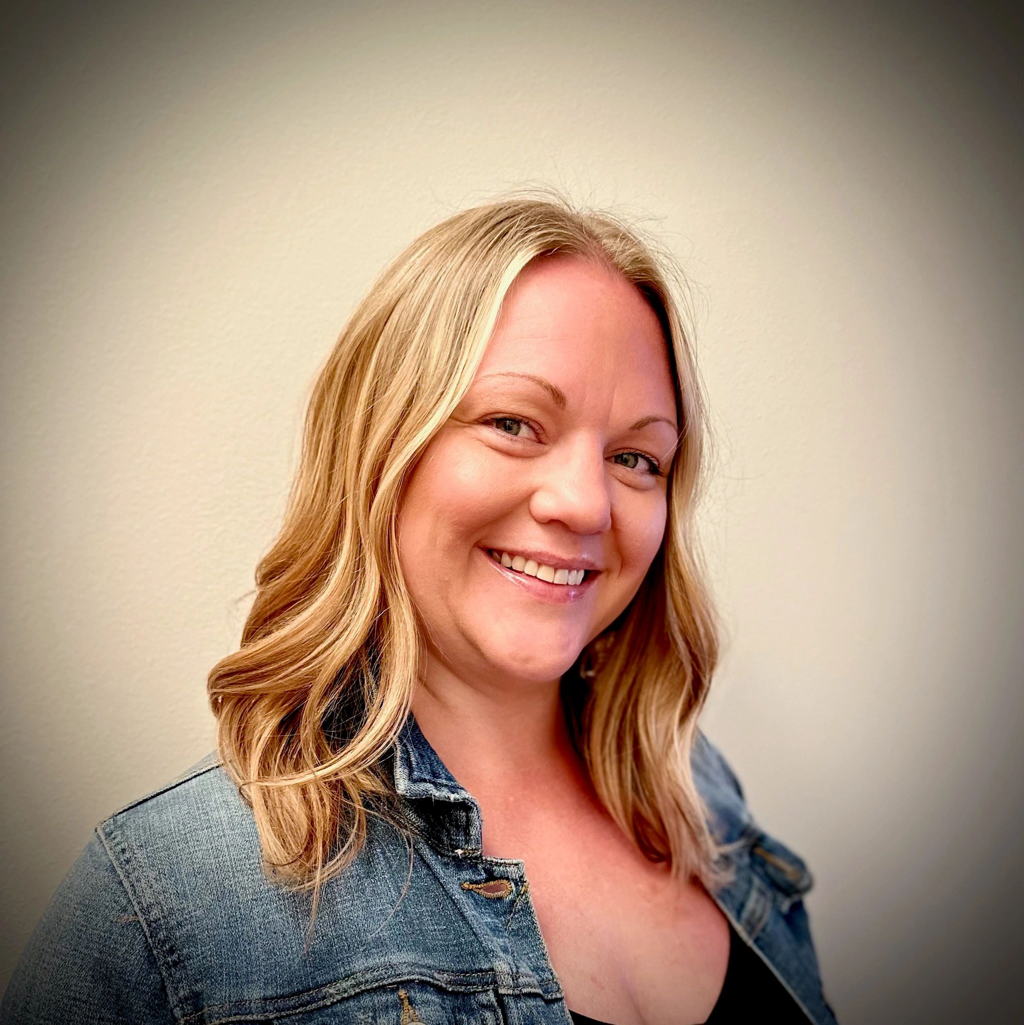 Jamie Sloper promoted to Design Director at Mullen Newspapers