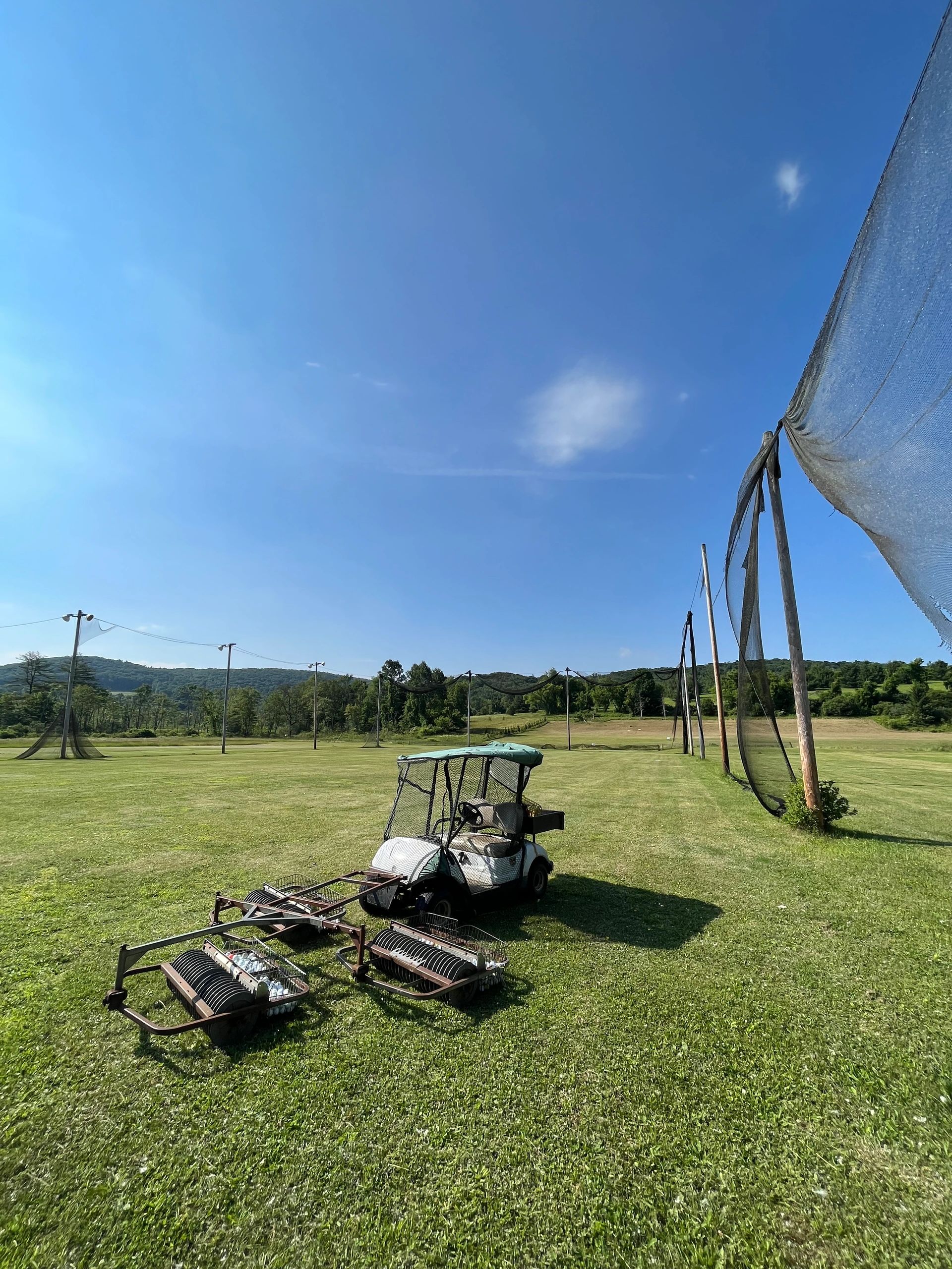 Self-Service Golf Driving Range
