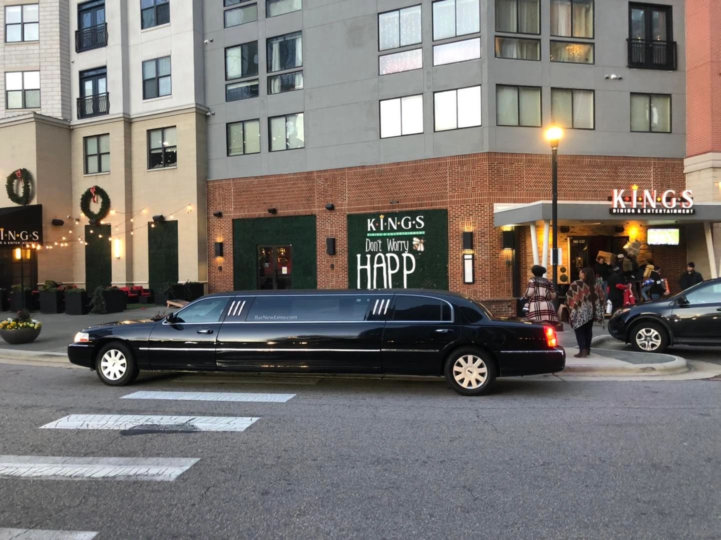BarNew Limos & Luxury Transportation - Limousine, Photos