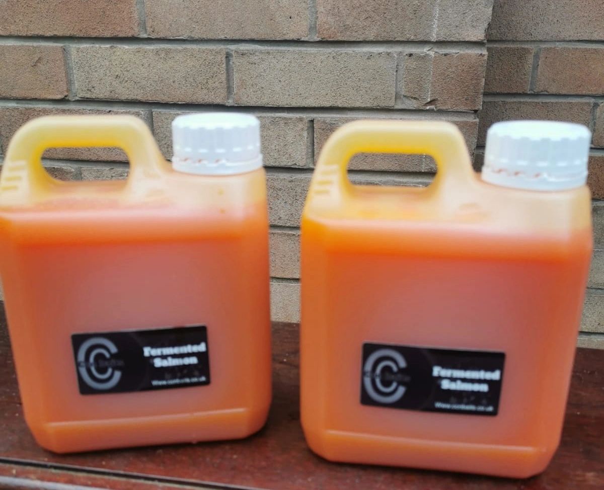 Fermented salmon spod and pellet soak.