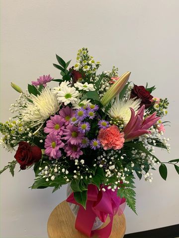 Lee's Flowers - Flowers, Funeral, Flower Delivery