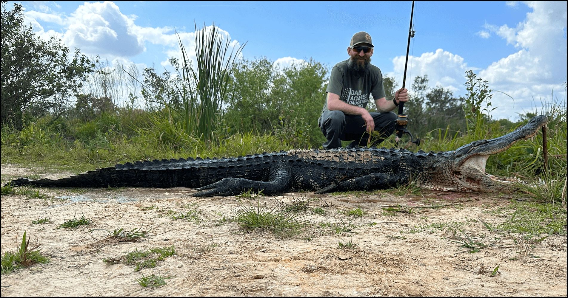 Thrilling Trophy Triumph: Conquer the Florida Gators!