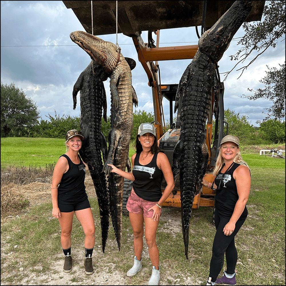 Thrilling Trophy Gator Hunts: Join the Adventure!