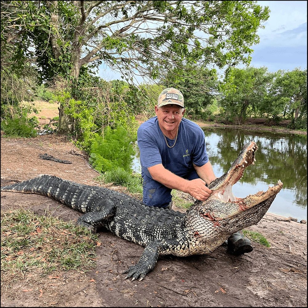 Ultimate Trophy: Your Next Gator Adventure Awaits!