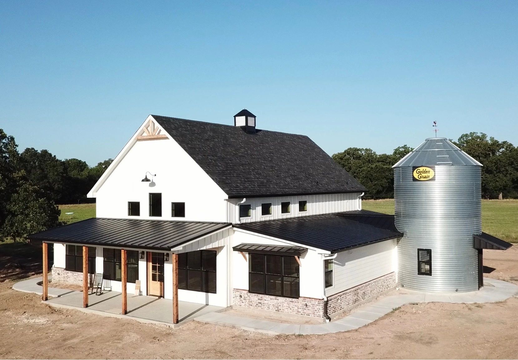 Rustic Ridge Customs in Bonham, Texas