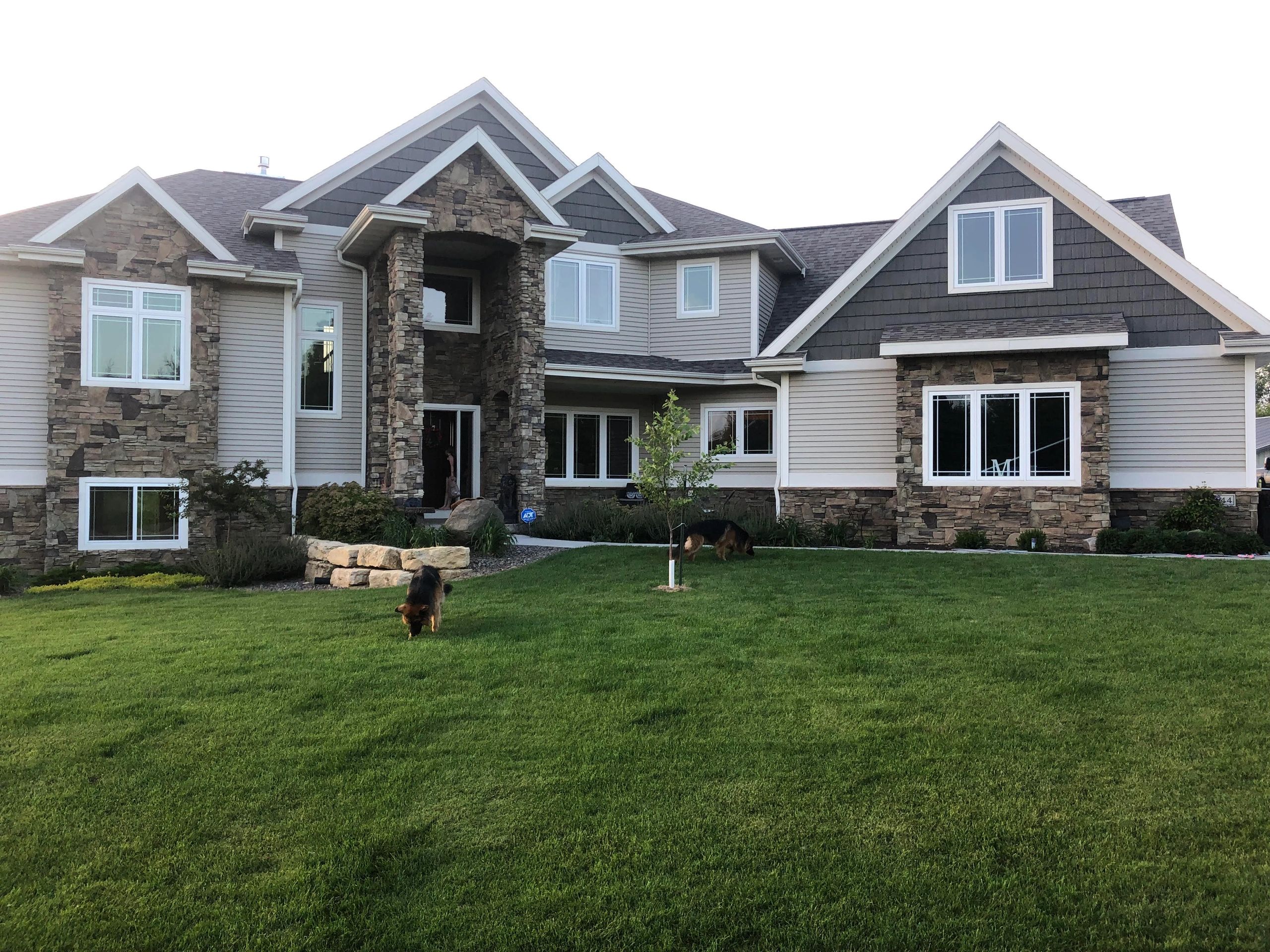 Muir Roofing & Construction - Home