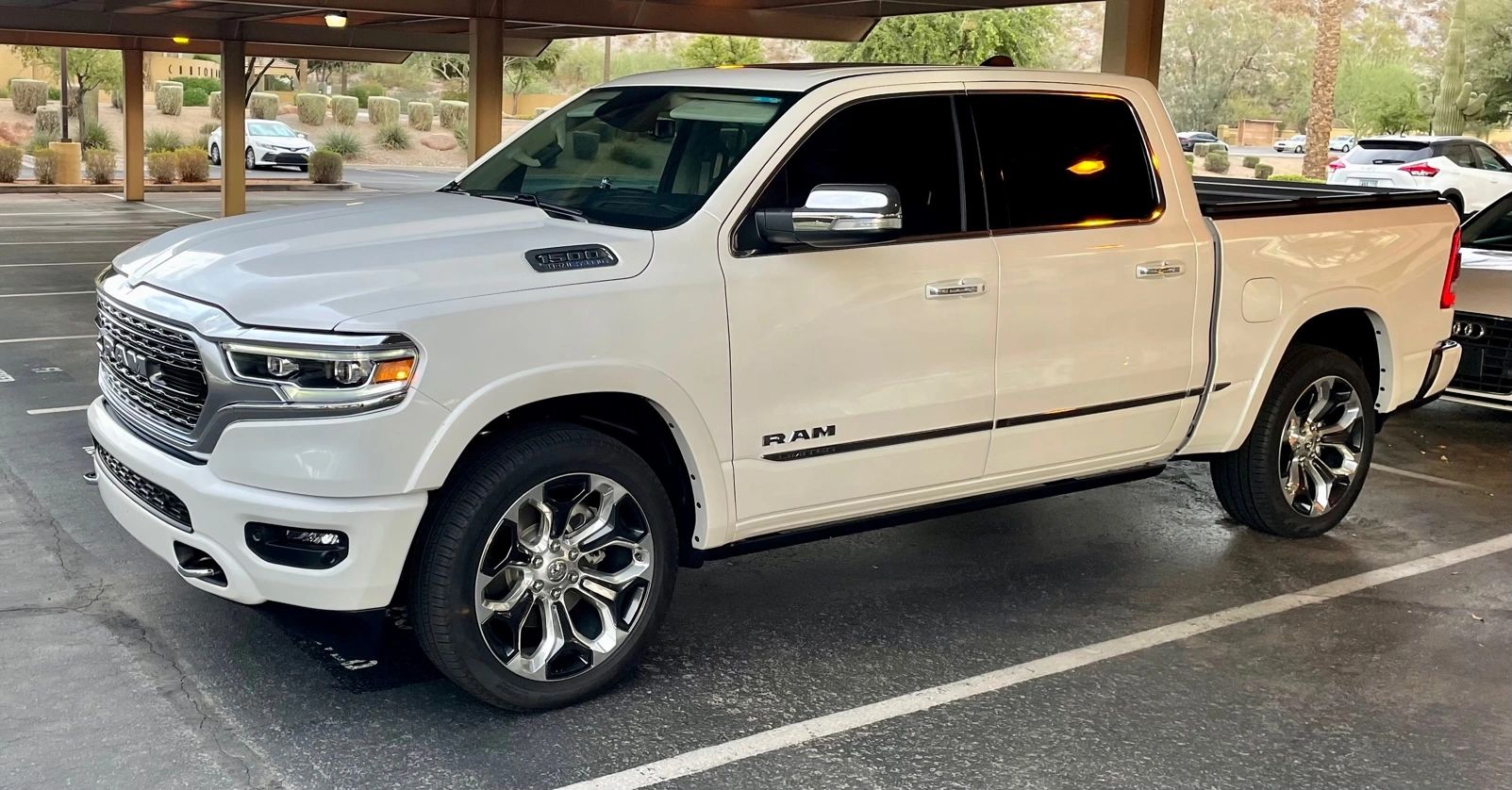 Ram 1500 Limited - Ram 1500 Limited 10th Anniversary Edition for sale