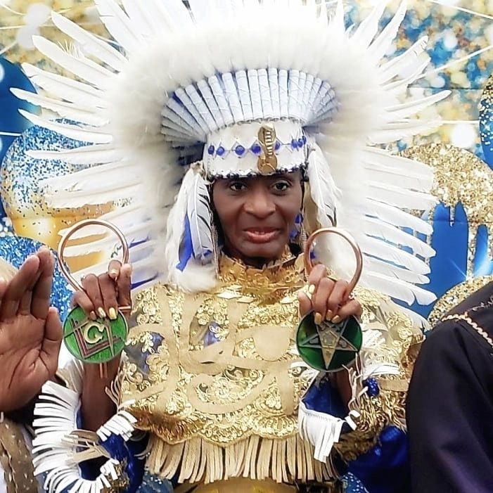 EMPRESS CHAKRA "MAMA RARE BIRD" SPEAKS WITH CHIEF PONTIAC