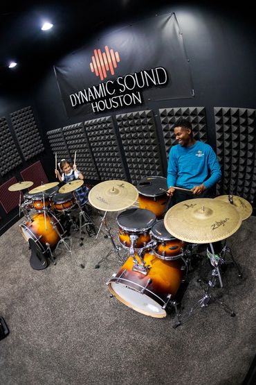 DYNAMIC SOUND HOUSTON - Music Lessons, Rehearsal Space