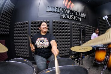 DYNAMIC SOUND HOUSTON - Music Lessons, Rehearsal Space