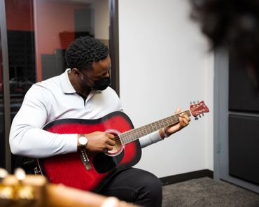 DYNAMIC SOUND HOUSTON - Music Lessons, Rehearsal Space