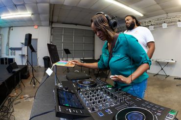 DYNAMIC SOUND HOUSTON - Music Lessons, Rehearsal Space