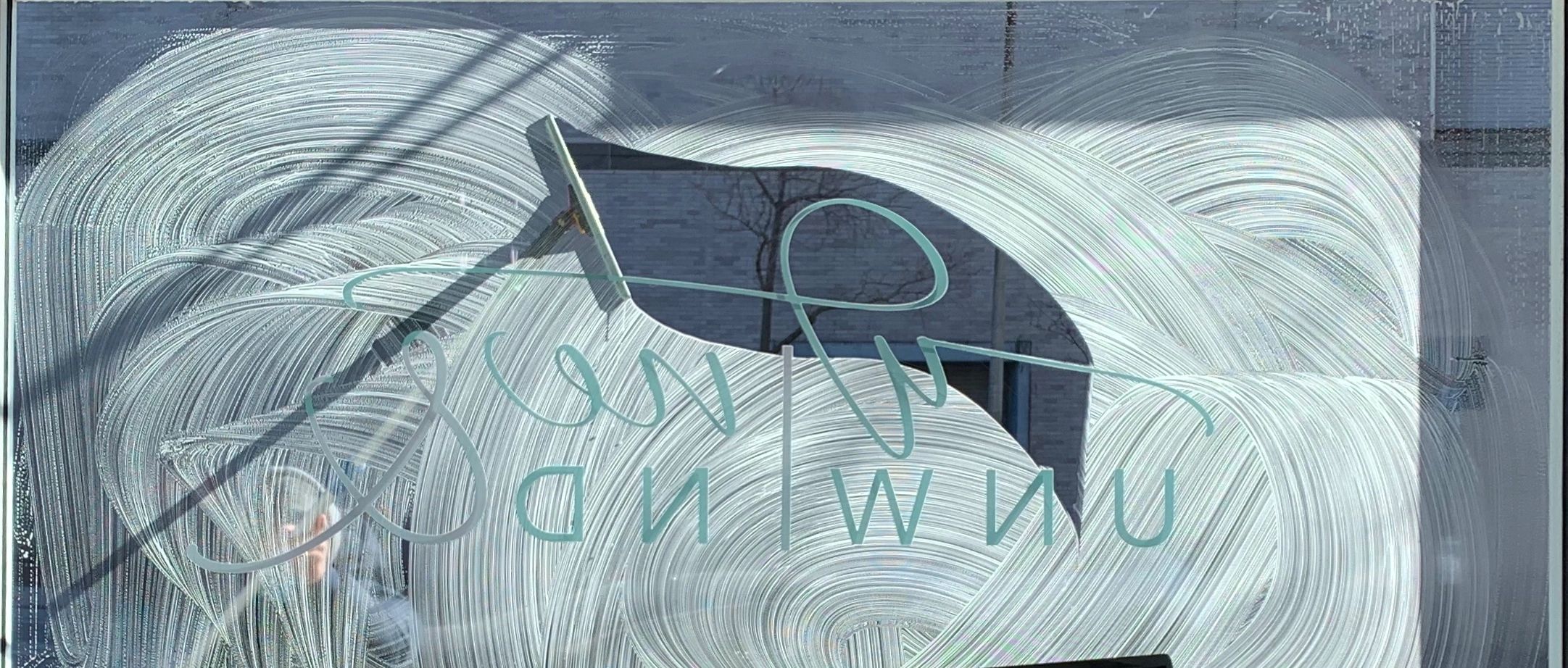 PLATINUM WINDOW FINISH