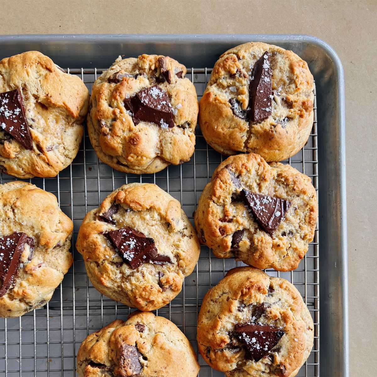 Neikid Baker Chocolate Chip Cookies
