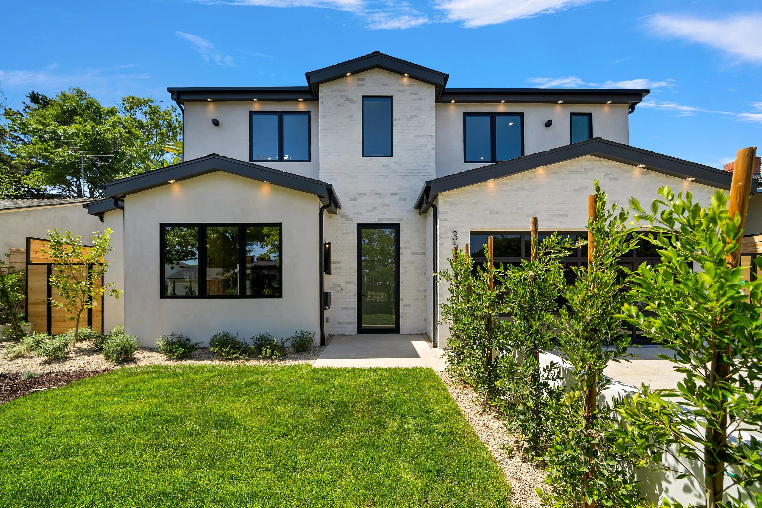 Build Your Luxury Home with Smart Builders