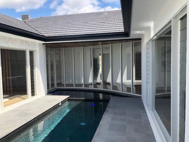 Yatala Glass & Aluminium