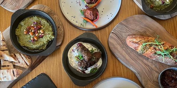 The General Elliot - Fine Dining, Great Food, Well-Stocked Bar, Pub and ...