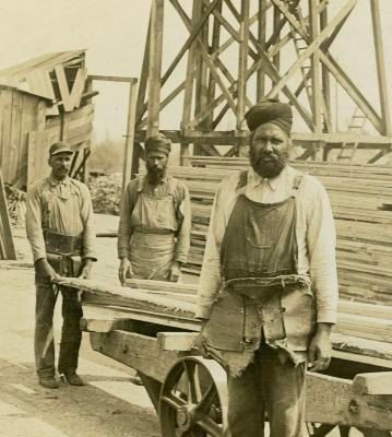 East Indian Labour Migrants in Early 20th Century BC Sawmills