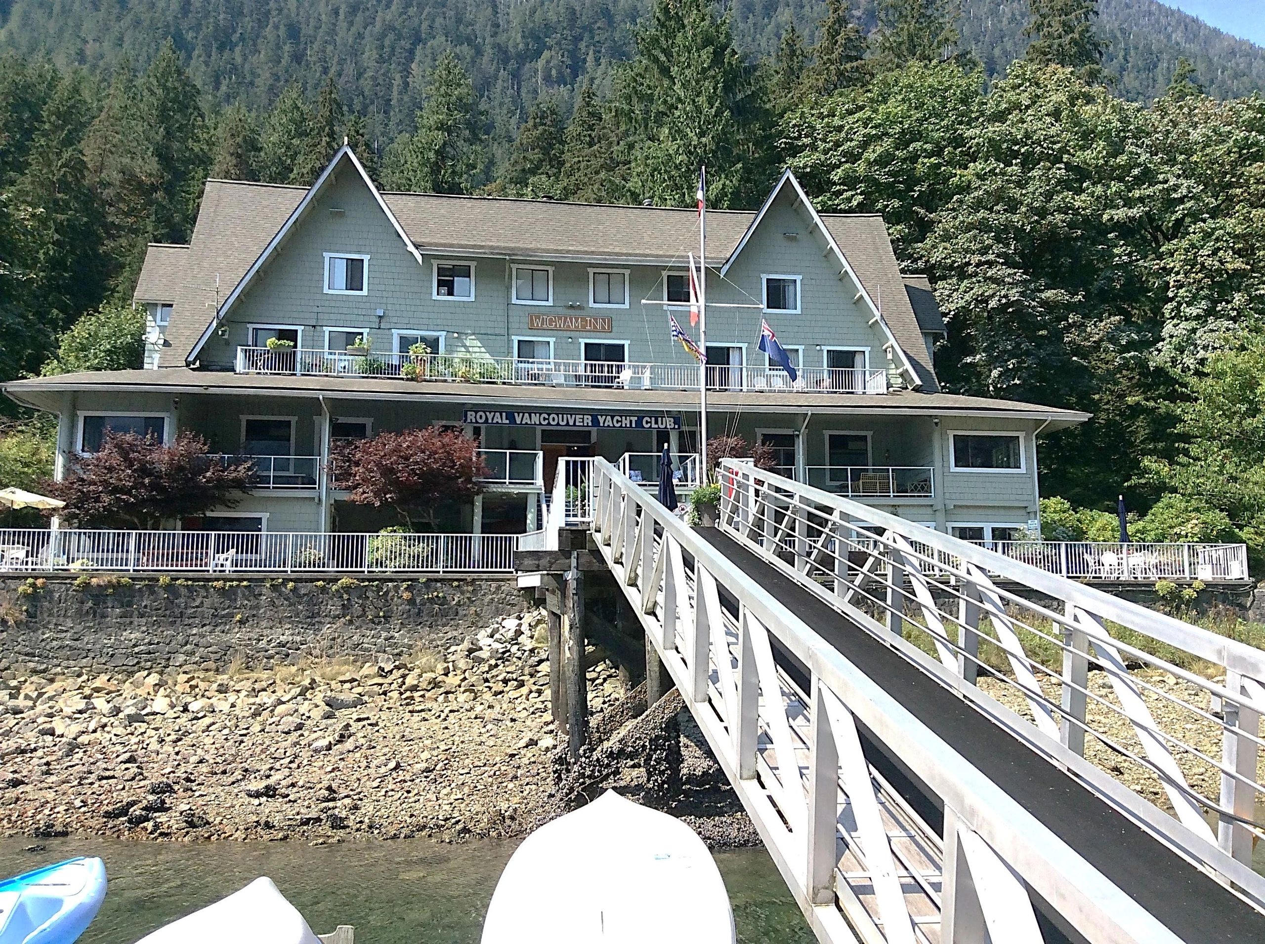 Wigwam Inn: A Developer's Dream, a Tourist's Challenge