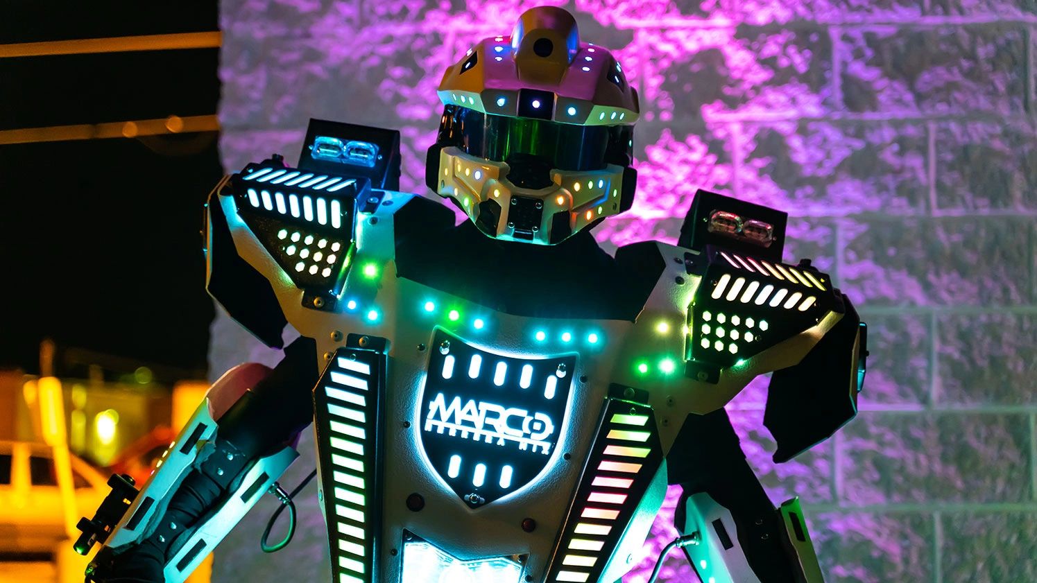 Giant LED Robot Performer (1 hour Dancing & Pictures combined)
