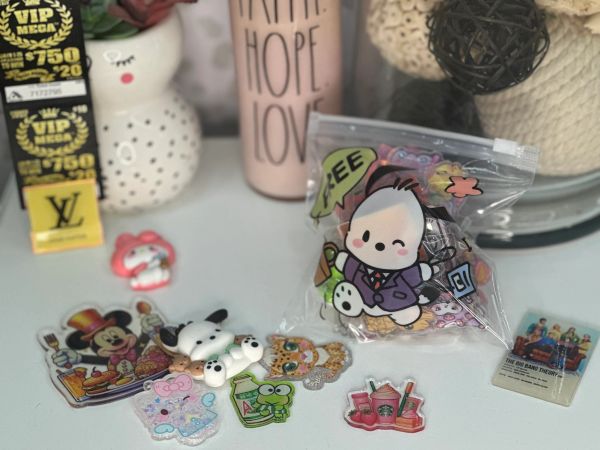 Live: Lucky Charm Scoops