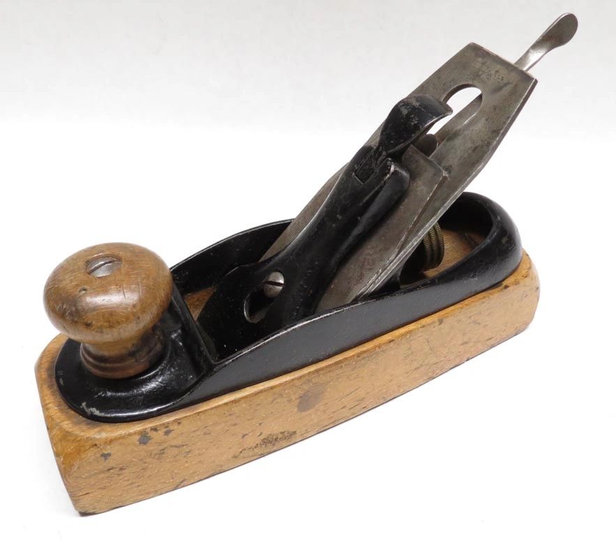 ANTIQUE UNION Mfg. Co. No. 24 TRANSITIONAL SMOOTHER PLANE