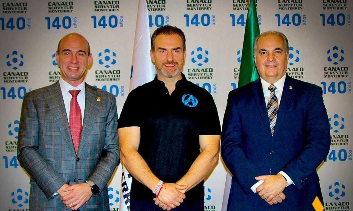 ADRIÁN DE LA GARZA PROMETE, DIGNIFICAR LA MARCA MONTERREY.