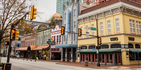 Coming Soon [dillydillydonuts.com]