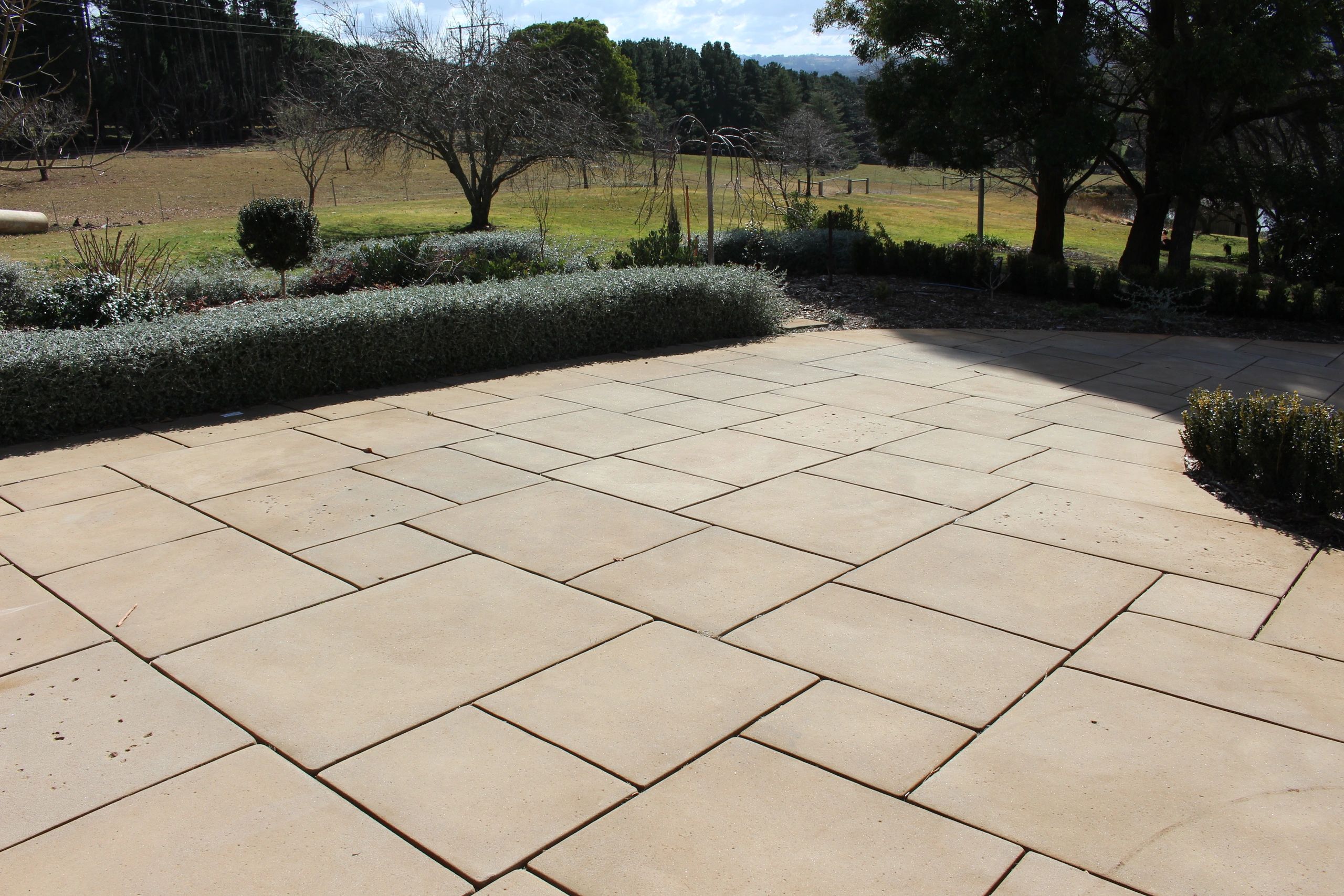 Quality Sandstone Paving, Southern Highlands