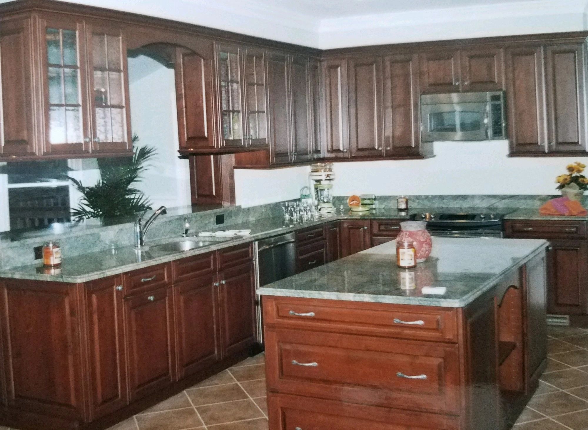 Pine Creek Counters - Kitchen Counter Tops, Bathroom Vanities