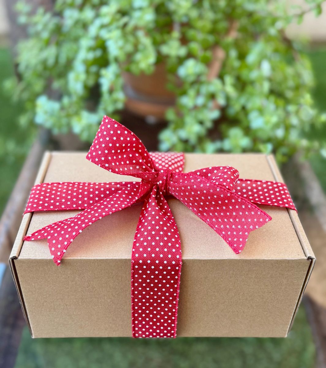 GIFT SET 1oz Chiltepin & Chiltepinero Sahuaro or Molcajete