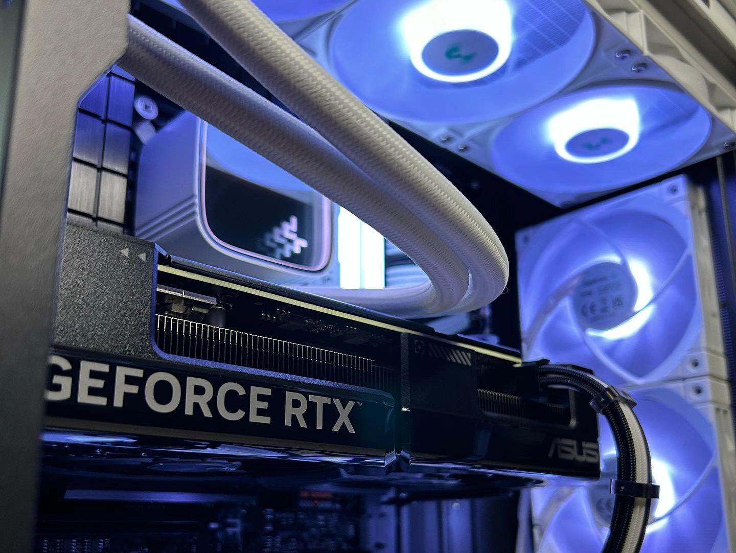 ApexAlpha Labs LLC - Gaming PCs, Custom Builds
