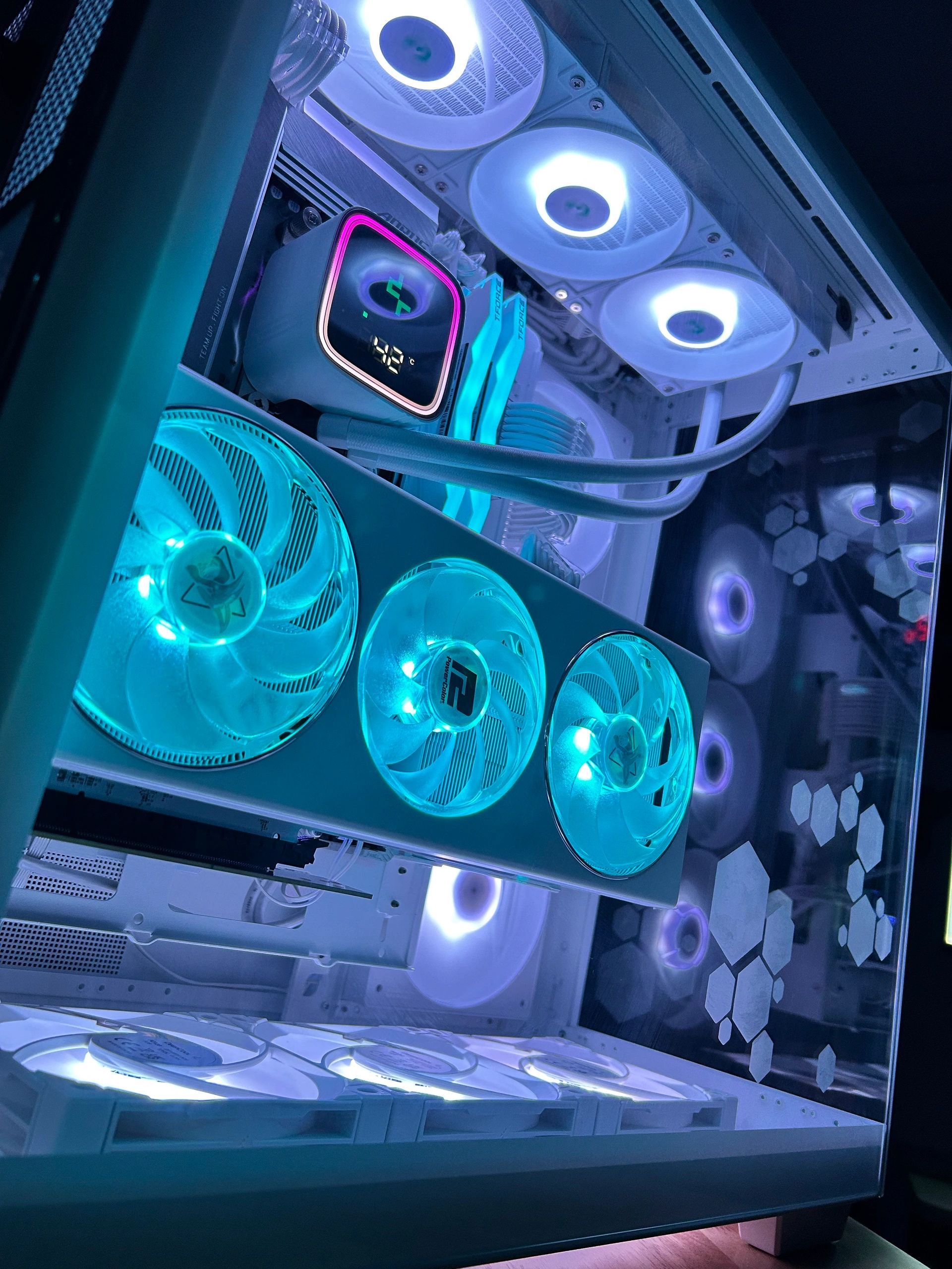 ApexAlpha Labs LLC - Gaming PCs, Custom Builds