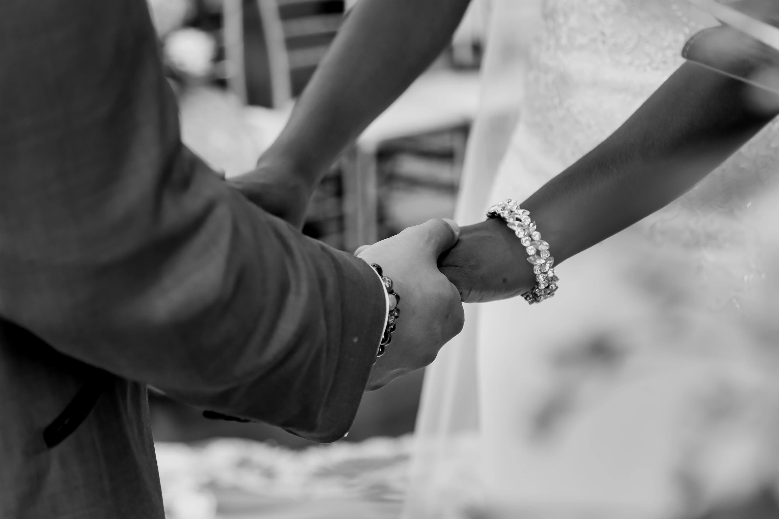How To Include Mom In Wedding Planning