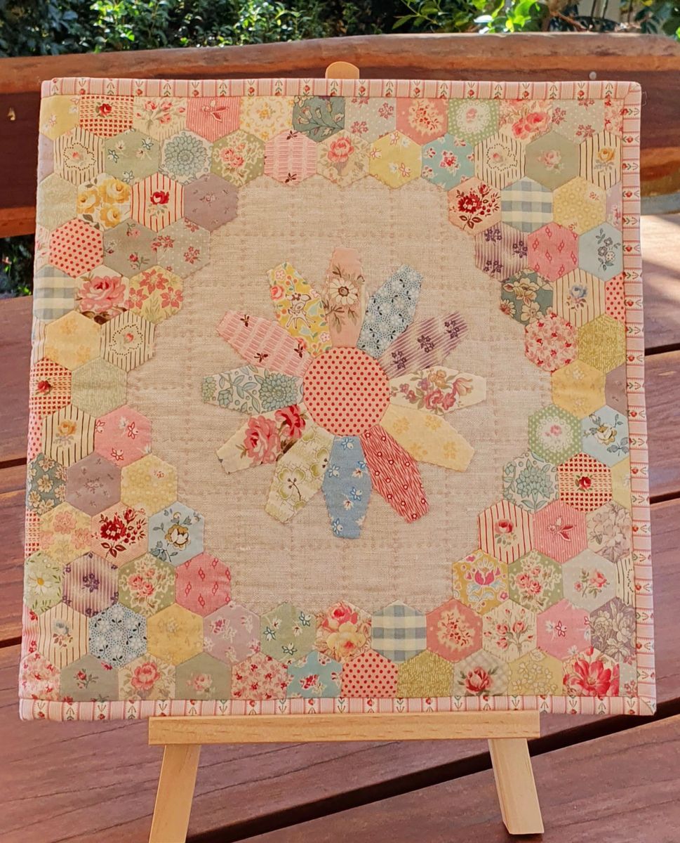 Paper Daisies Sewing Folder - Pattern, Paper and Template Options