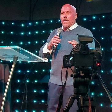 Rob Ekno Producer, TV Host, Speaker