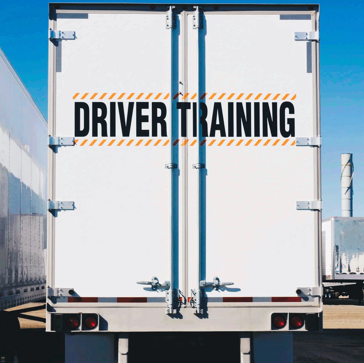 Top CDL Truck Driving School for Future Drivers