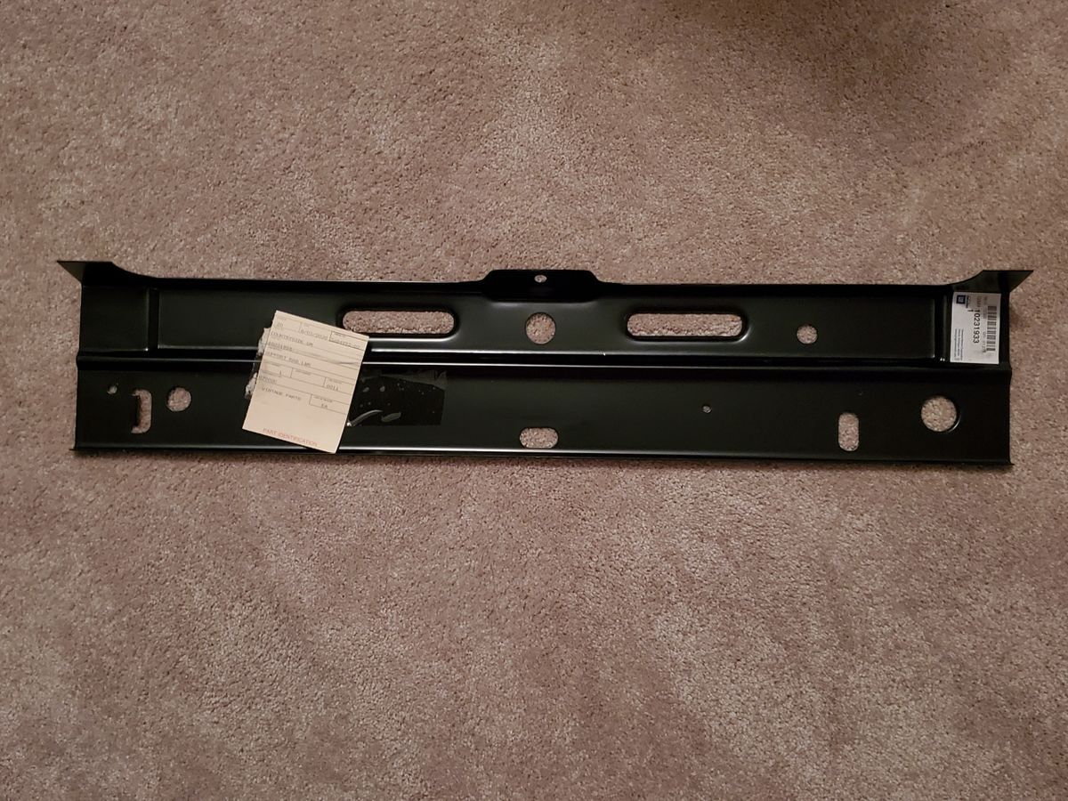 1993-2002 CAMARO/FIREBIRD LOWER RADIATOR CORE SUPPORT (NOS) GM
