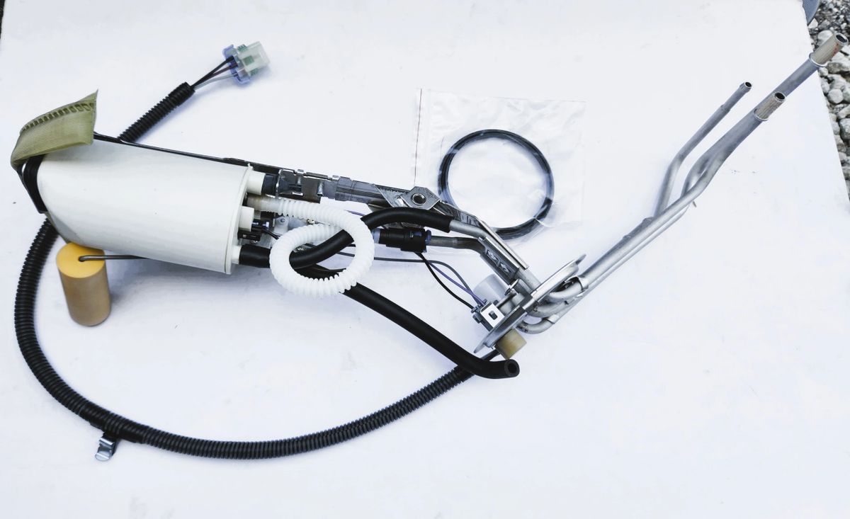 1996-1997 CAMARO/FIREBIRD FUEL PUMP MODULE ASSEMBLY W/5.7 (NOS) GM