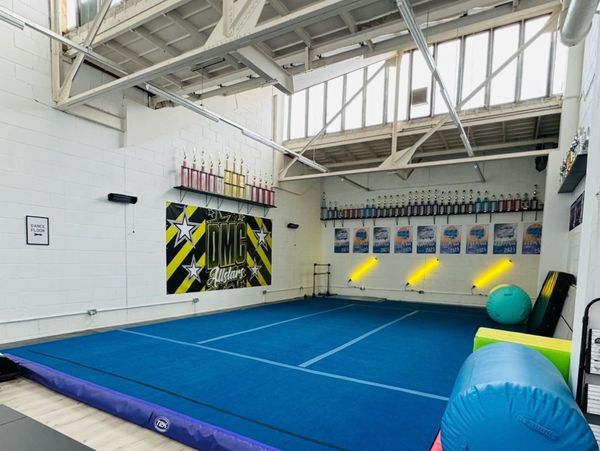 Planet Cheer - Cheerleading Team, Sports Club, Dance School